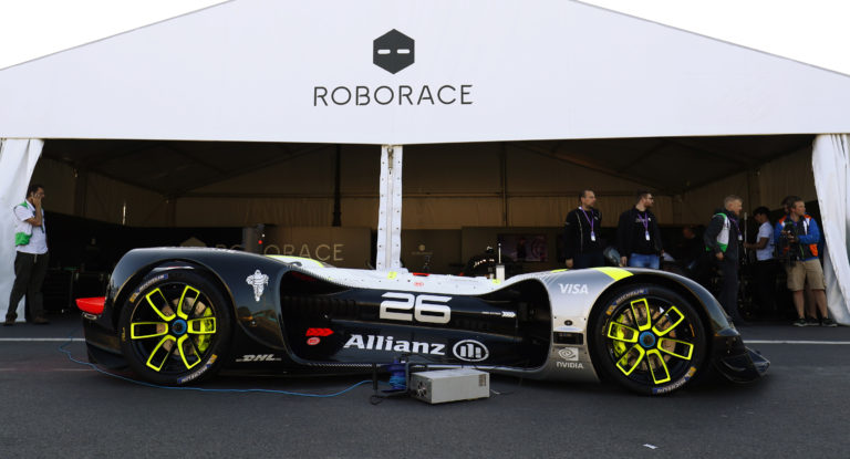 Roborace, First Driverless Electric Racing Competition, Coming to UK