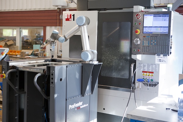 Swedish machine shop boosts capacity with collaborative robots