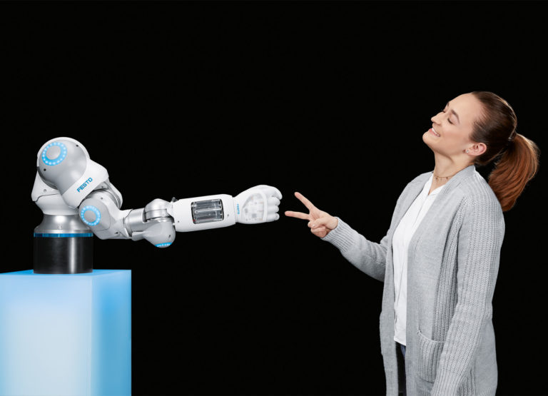 Bionic robots from Festo merge pneumatics and AI