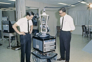 Shakey, World’s First Mobile Robot, Honored by IEEE - The Robot Report