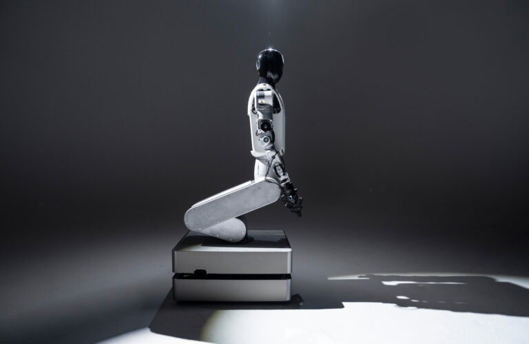 U.K.-based startup Humanoid unveils HMND 01 Alpha mobile manipulator ...