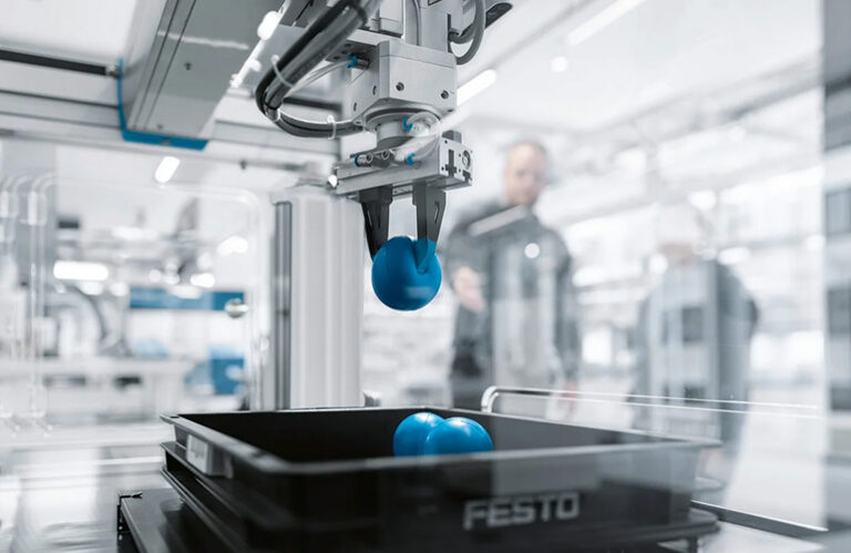 Festo launches lightweight pneumatic gripper and tests GripperAI - The ...
